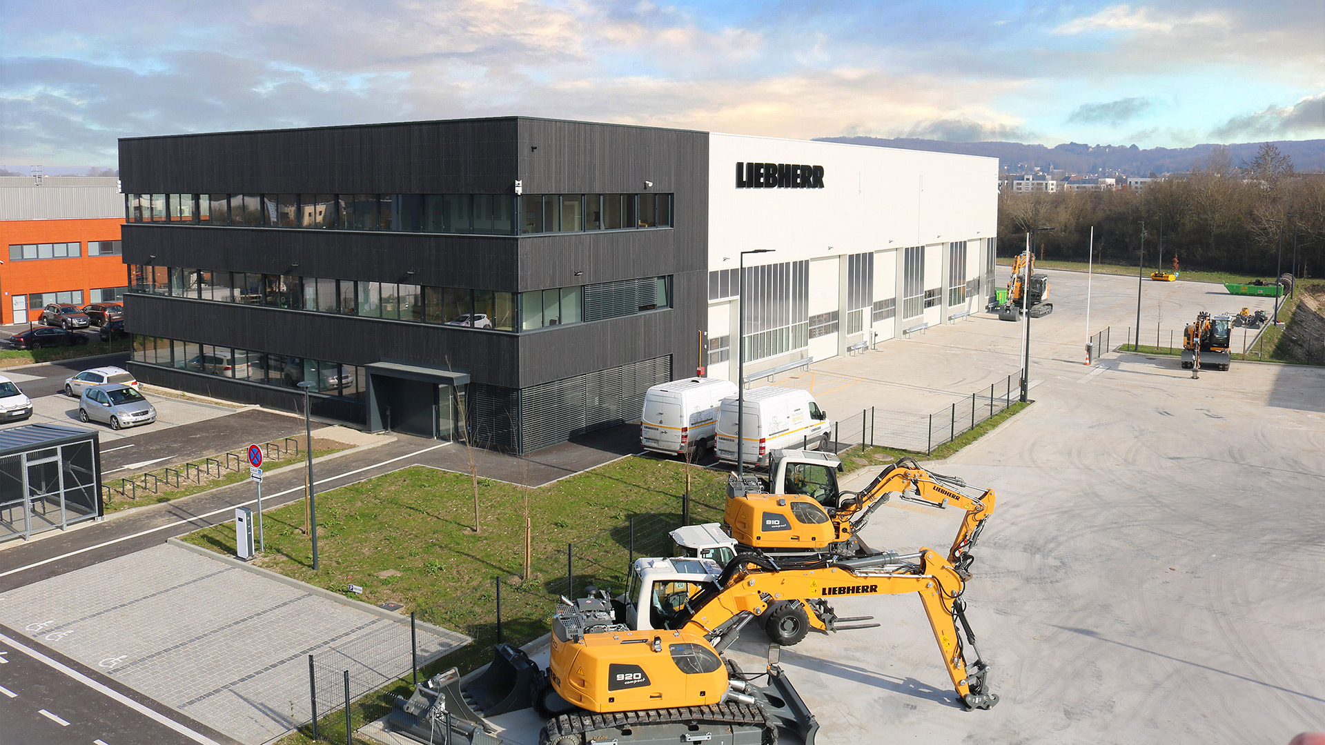 Modern Construction News News Liebherr Expands Its MRO Capabilities for ...