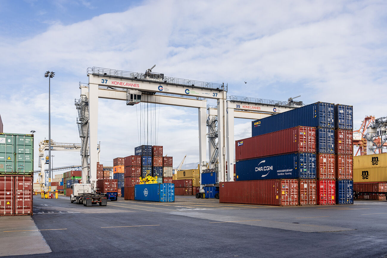 Modern Construction News Lifting & Handling Konecranes at TOC Europe ...